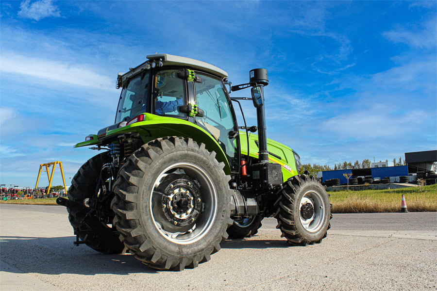 China 100HP Tractor Supplier QL-1004D - Qilu Machinery